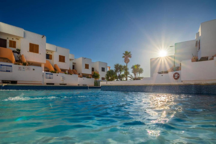 Piscina, Wifi, Patio Con Vistas - Spain