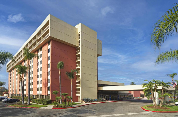 Ontario Airport Hotel & Conference Center - Fontana, CA