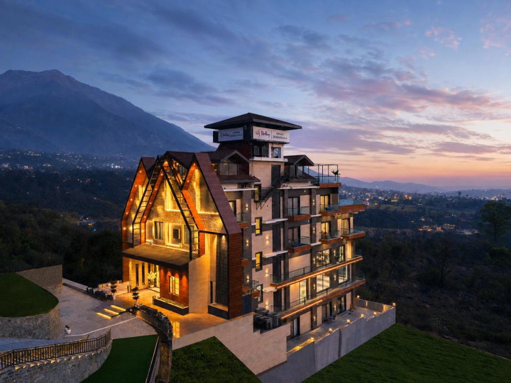 Sterling Nirmaya Dharamshala - Punjab