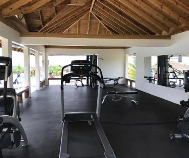 Cool & Comfort Place - Kingston, Jamaica