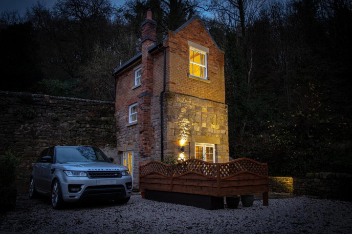Robin Hood Tower - Belper