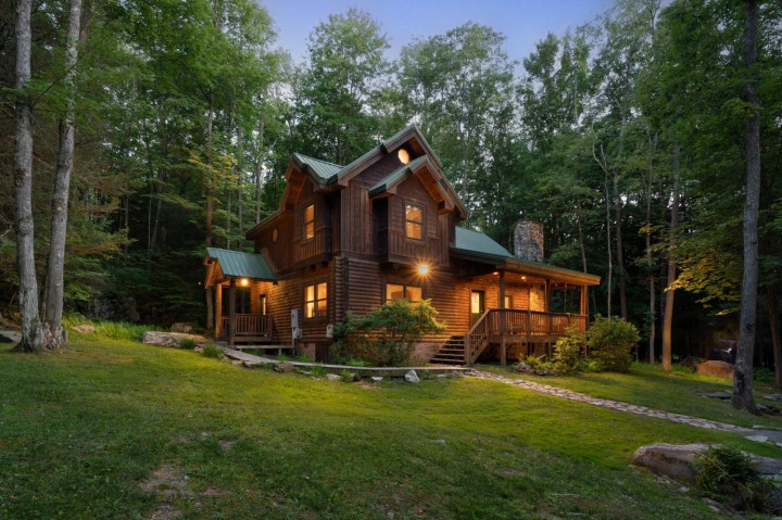 Jamesons Cabin! 8 Minutes To Wisp, Hottub, Firepit, Pets, Ev Chgr - Deep Creek Lake, MD