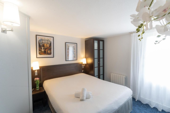 Out Hôtel In Nantes-carquefou - Sucé-sur-Erdre