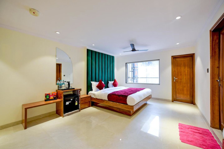 Hotel Surya Plaza Near New Delhi Railway Station And Connaught Place - New Delhi