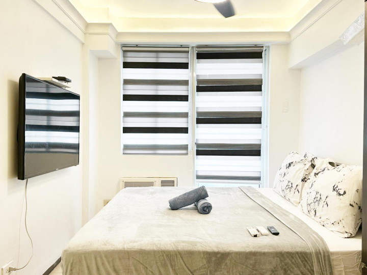 Sweetsuites At Pine Crest #T1-526 - Quezon City