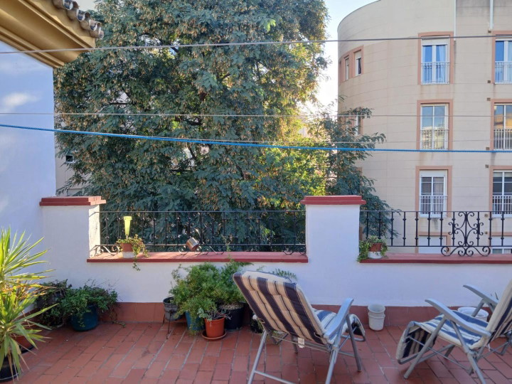 Bonitas Habitaciones Con Aire Acondicionado Y Terraza En Casa Residencial Cercana Al Centro Histórico De Málaga - Málaga