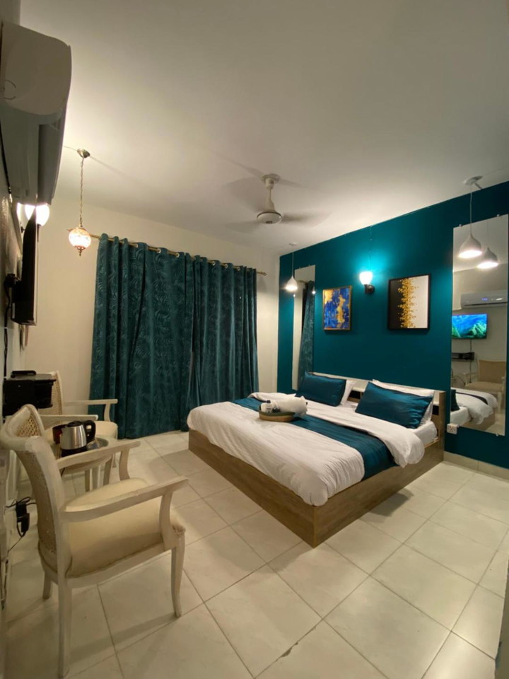 Askin Royal F11 Markaz Islamabad - Islamabad