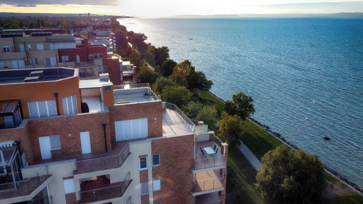 Galerius Golden Beach Apartment - Balatonalmádi