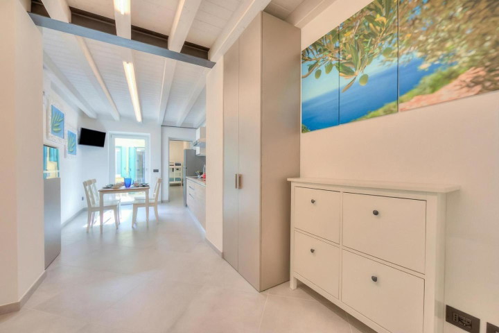 Ulivo Apt - Palazzo Palermo 1817 A/c, 2br Sleeps 5 - Happy Rentals - Valeggio sul Mincio