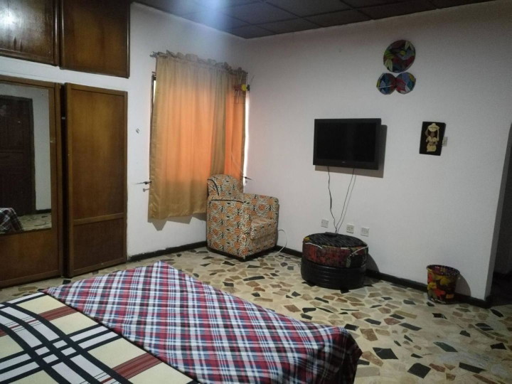 Unrivaled Comfort At Vals Residence With King-sized Bed - Lagos, Nigeria