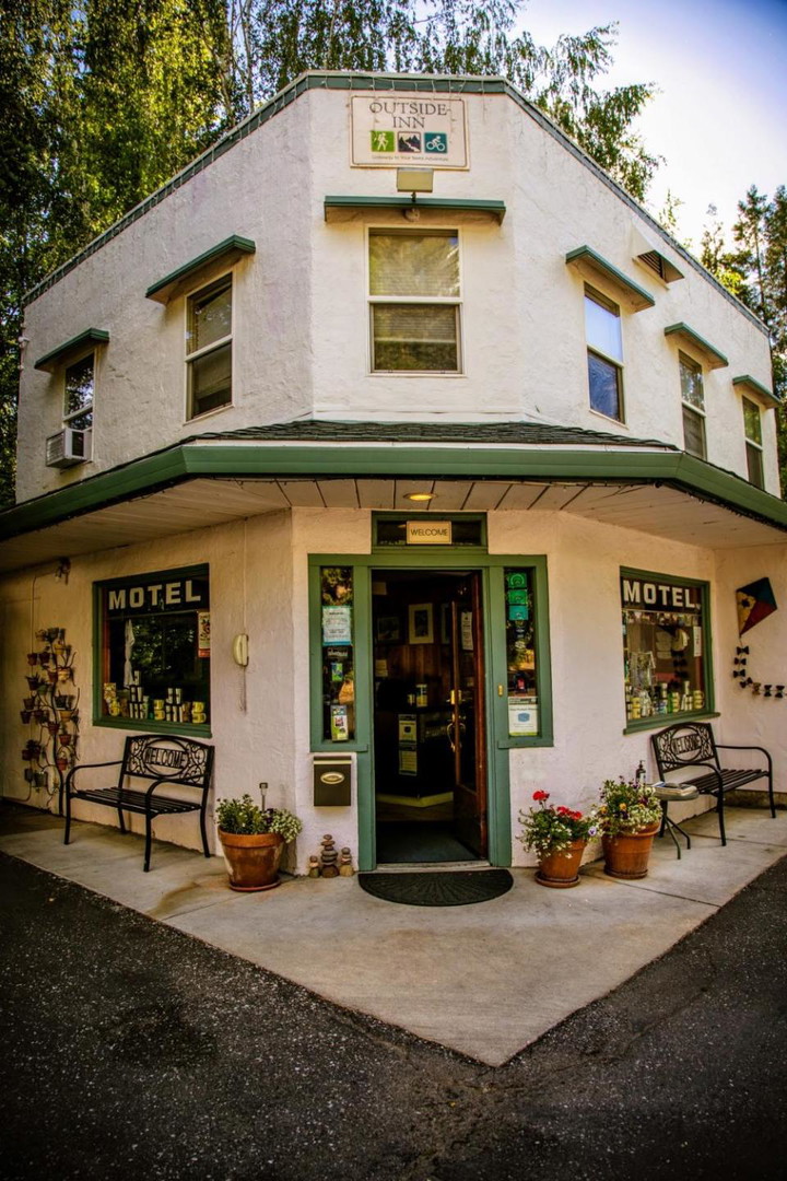 Outside Inn - Grass Valley, CA