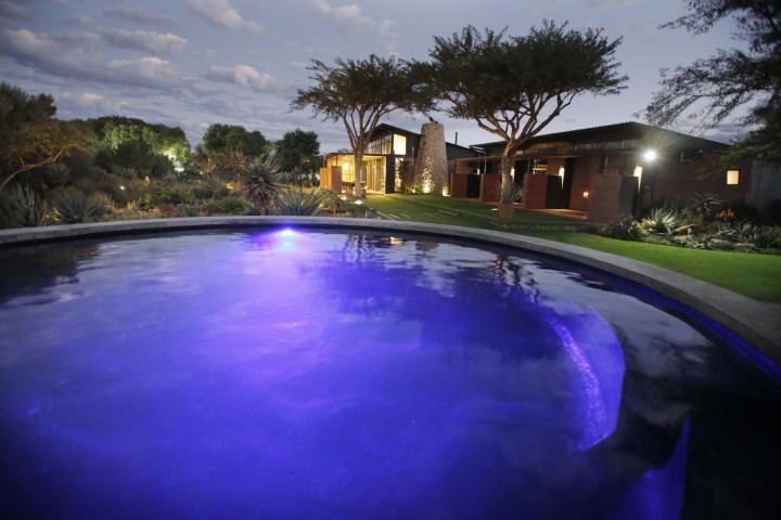 Liedjiesbos Urban Olive Farm Accommodation - Bloemfontein