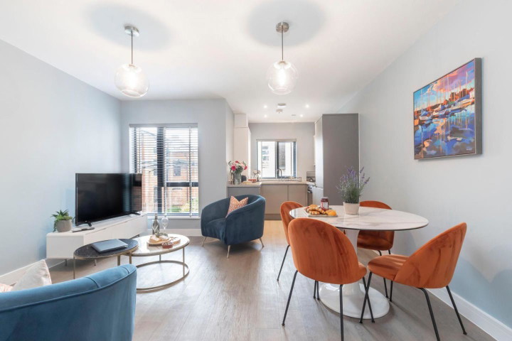 Elliot Oliver - Cosy 2 Bedroom Town Centre Apartment - Winchcombe