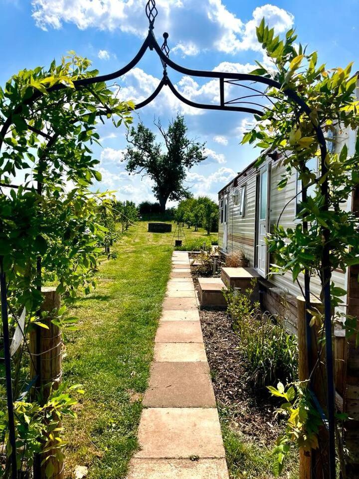 The Lodge - 3br, Woodland Forge, Garden Patio, Parking, Sleeps 6 - Coventry