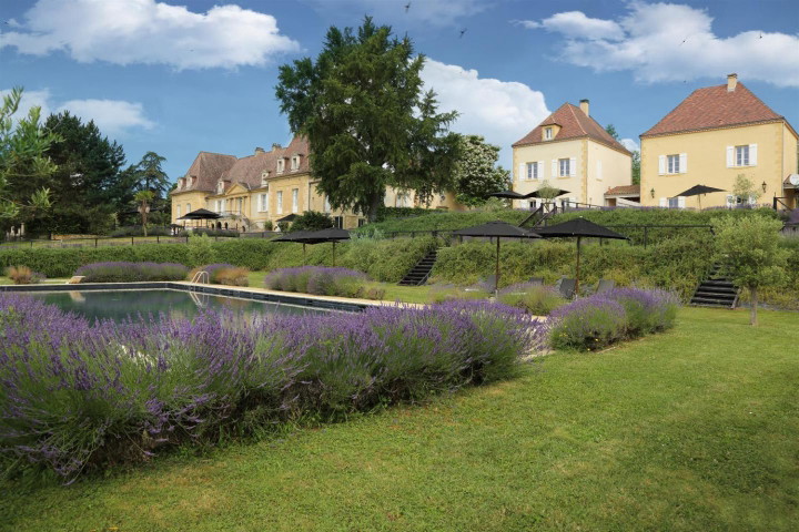 Château Les Merles Et Ses Villas - Bergerac