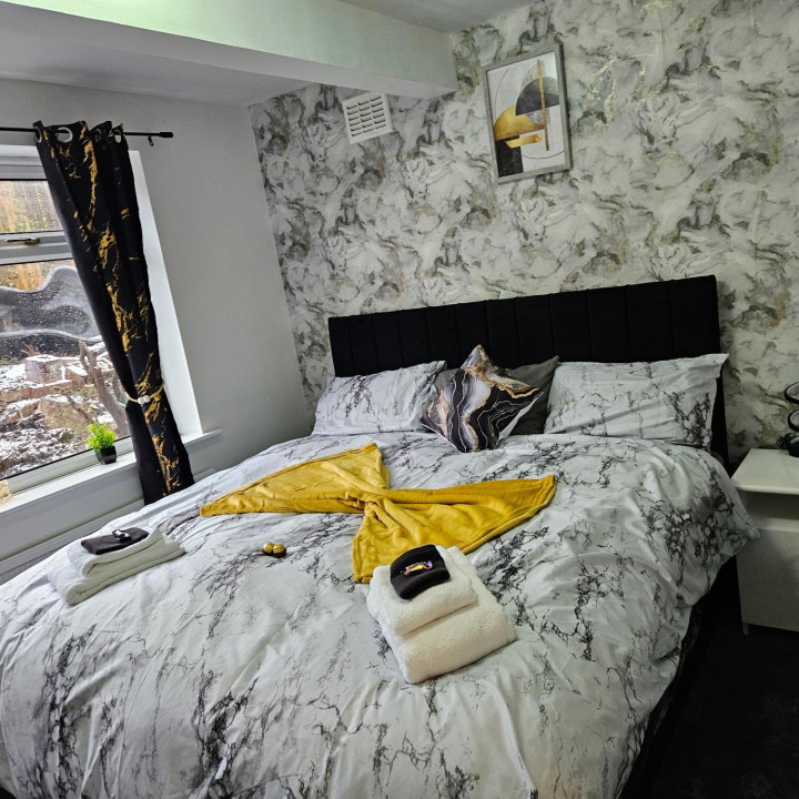West Park Royal House, Holidays, Contractors,relocation,free Parking & Wifi - Preston