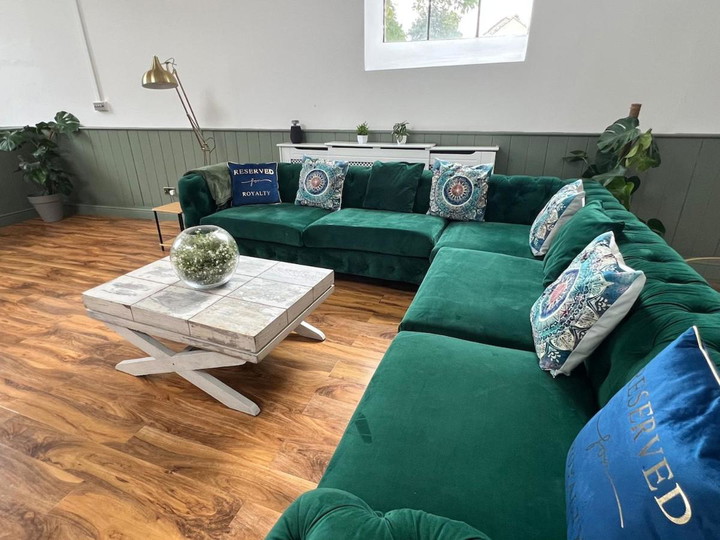 The Cotswold Wellhouse - Nailsworth