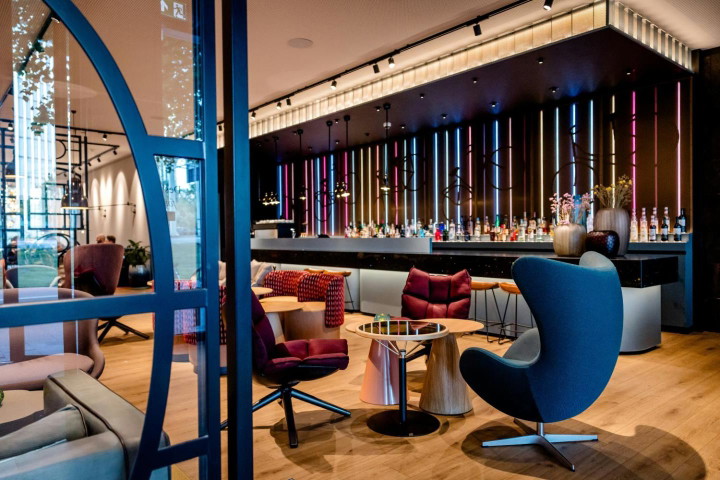 Motel One Amsterdam - Amsterdam