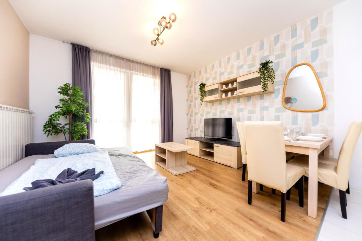 Prime Stay - Deluxe 2 Bedroom Family Apartment - Parking Included - Budapest