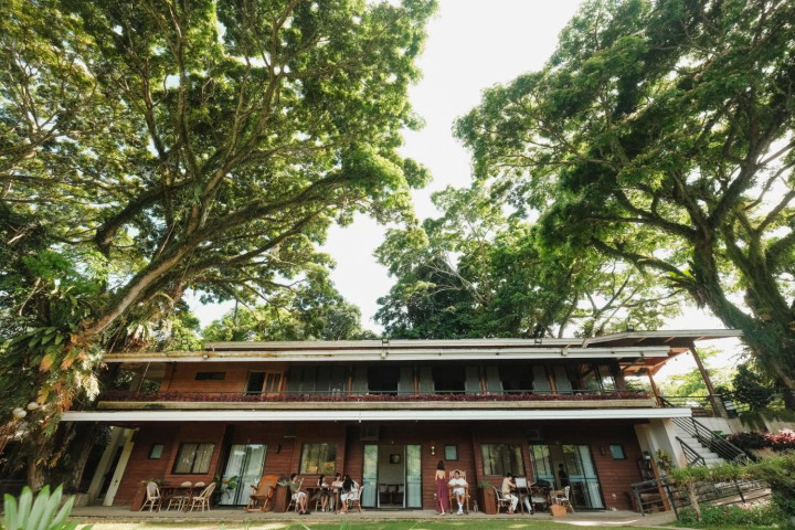 Adlawon Vacation Farm - Philippines