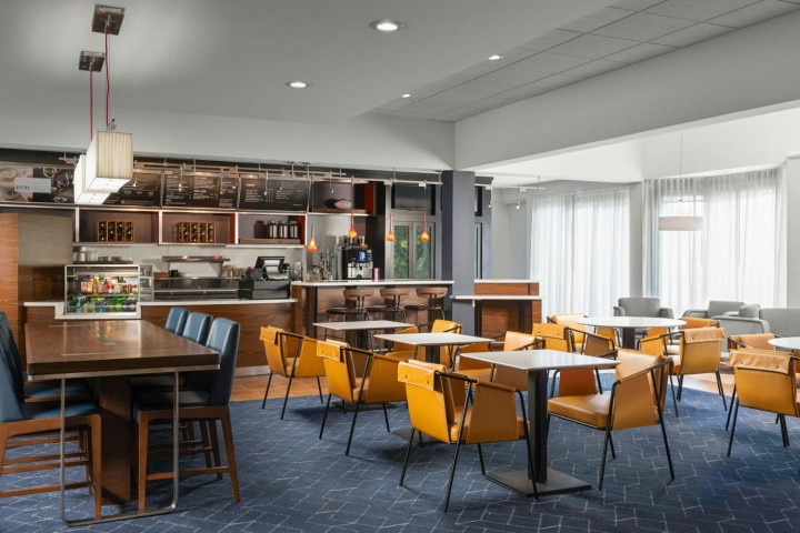 Courtyard By Marriott Dallas-fort Worth/bedford - Grapevine, TX