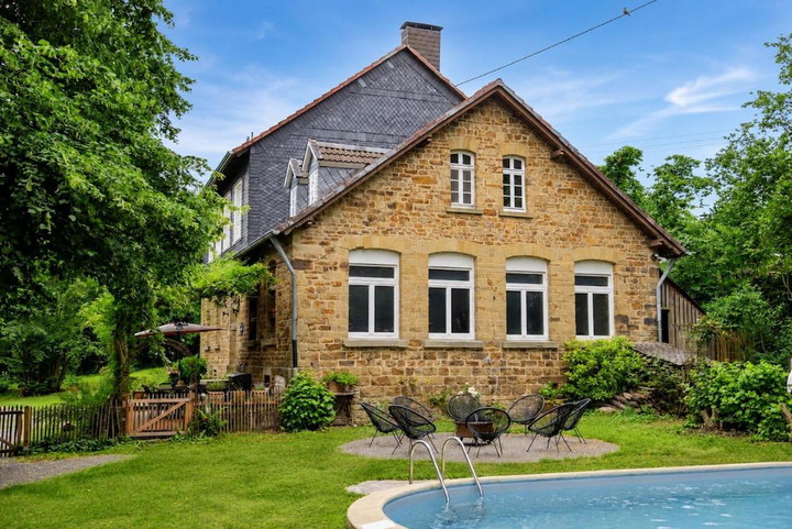 Dorfschule 1882 Mit Pool, Sauna & Familienbett - Much