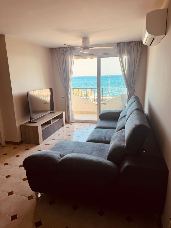 Apartamento En 1ª Línea Con Vistas Al Mar Cerca De Barcelona - Calella