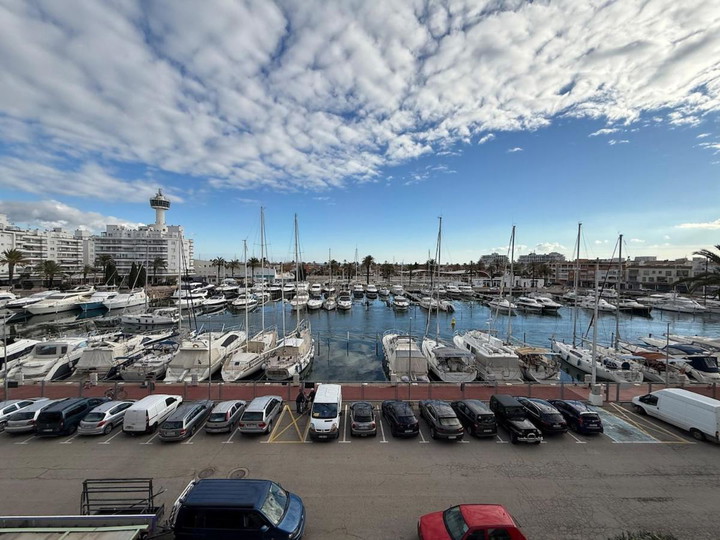 Awaydays - Pg 3-3 - Apartamento Al Canal Con Wi-fi - Empuriabrava
