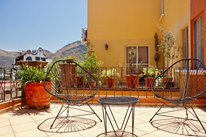 Colorful Family Condo With Terrace And Free Parking - Guanajuato