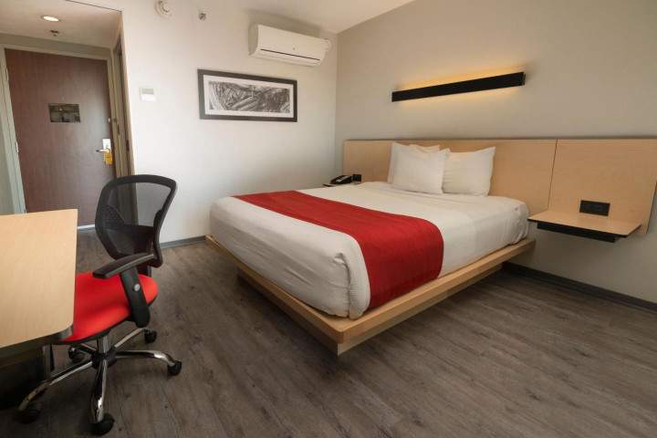 City Express By Marriott Santiago Aeropuerto - Quilicura