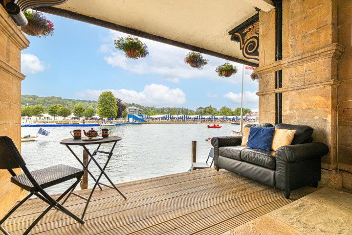 Water's Edge - Henley-on-Thames