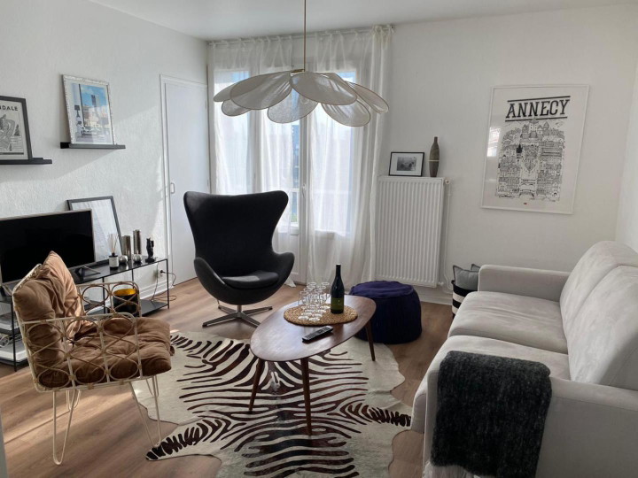 Appartement à 300 M Du Lac Et Des Commerces - Annecy