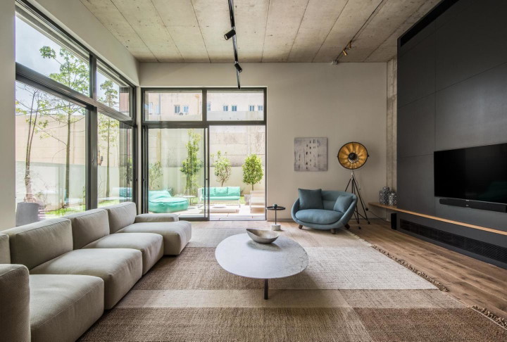 The Levee - Tel-Aviv