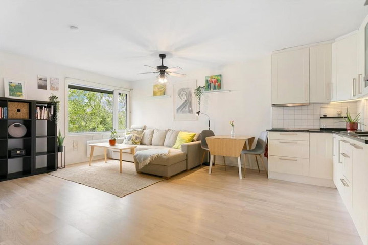 Bright And Fully Furnished 2-room Apartment In Hauketo - Oslo