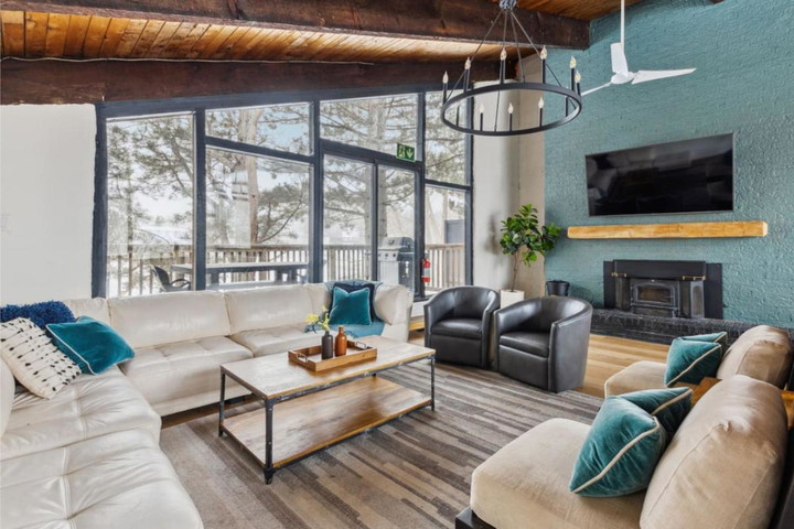 The Caribou Lodge By Property Valet - Collingwood