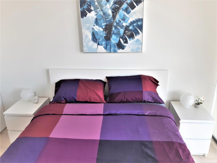 Luxury Skyline Condo In Downtown Free 24/7 Parking - Winnipeg