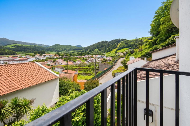 Cozy House In Furnas With Mountain View - Azores
