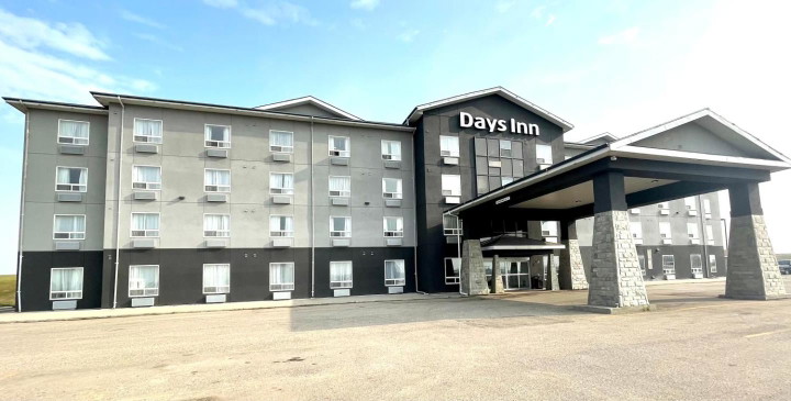 Days Inn By Wyndham Grande Prairie - Grande Prairie