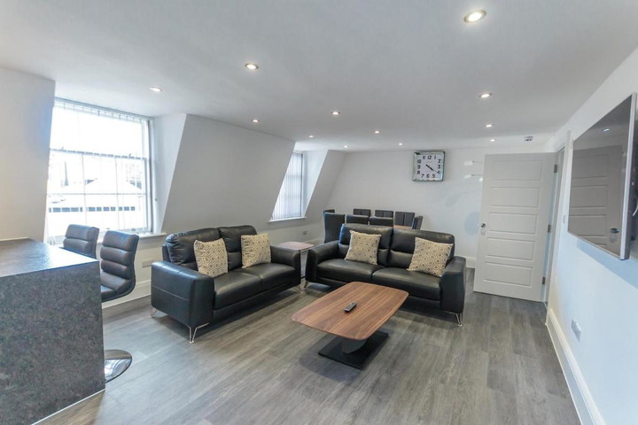 Luxury 1 Bedroom Ground Floor Apartment - Plymouth