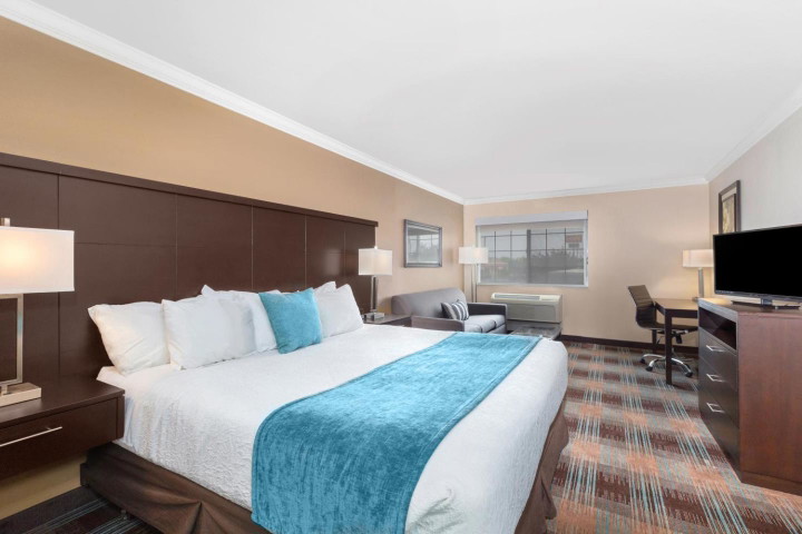 Inn At Moses Lake With Extended Stay - Moses Lake, WA