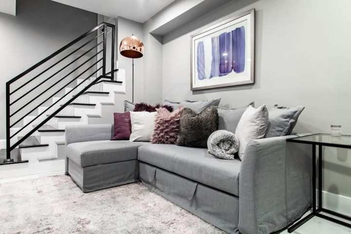 Centrally-located Well-decorated Solar-powered - Silver Spring, MD