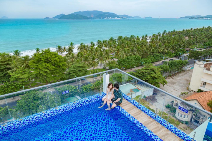 Azura Gold Hotel & Apartment - Vietnam