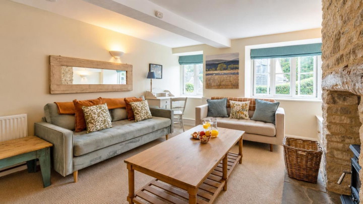 Christmas Cottage - Tetbury