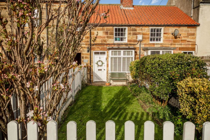 Host & Stay - Honey Cottage - Staithes