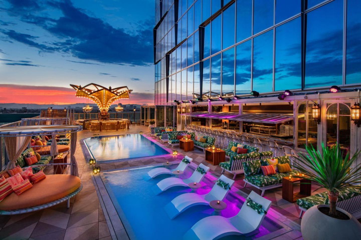 Moxy Downtown Los Angeles - Los Angeles