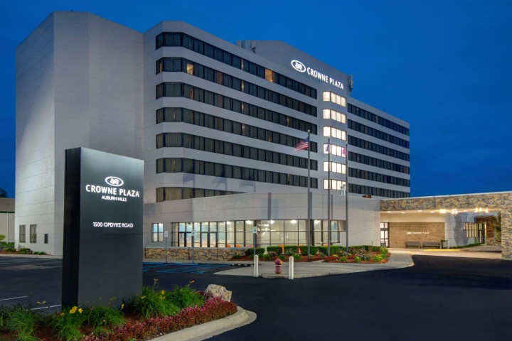 Crowne Plaza Auburn Hills By Ihg - Bloomfield Hills, MI