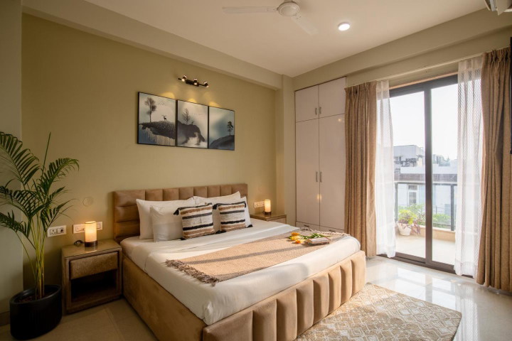 Bedchambers Serviced Apartment, Medicity - Gurugram