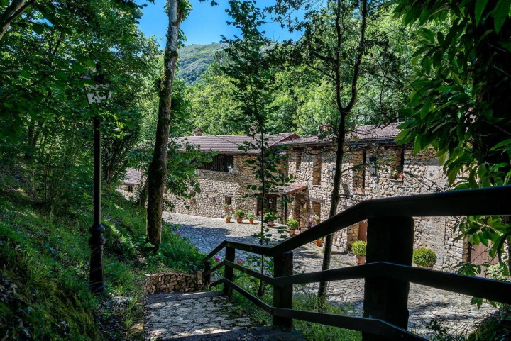 Complejo Rural La Tahona De Besnes - Llanes