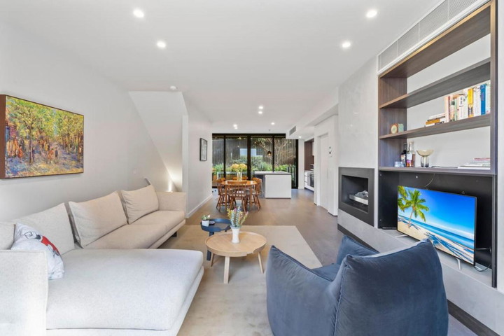 Luxury 3 Storey Residence - St Kilda
