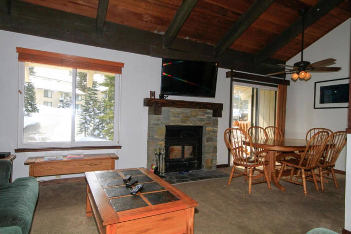 Discovery 4 152 Loft Pet Ok - Mammoth Lakes, CA